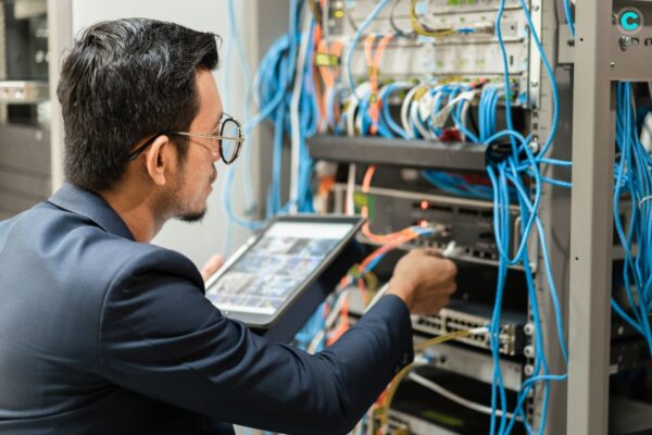 The Comprehensive Guide to Becoming a Network Engineer | CyberPro Magazine